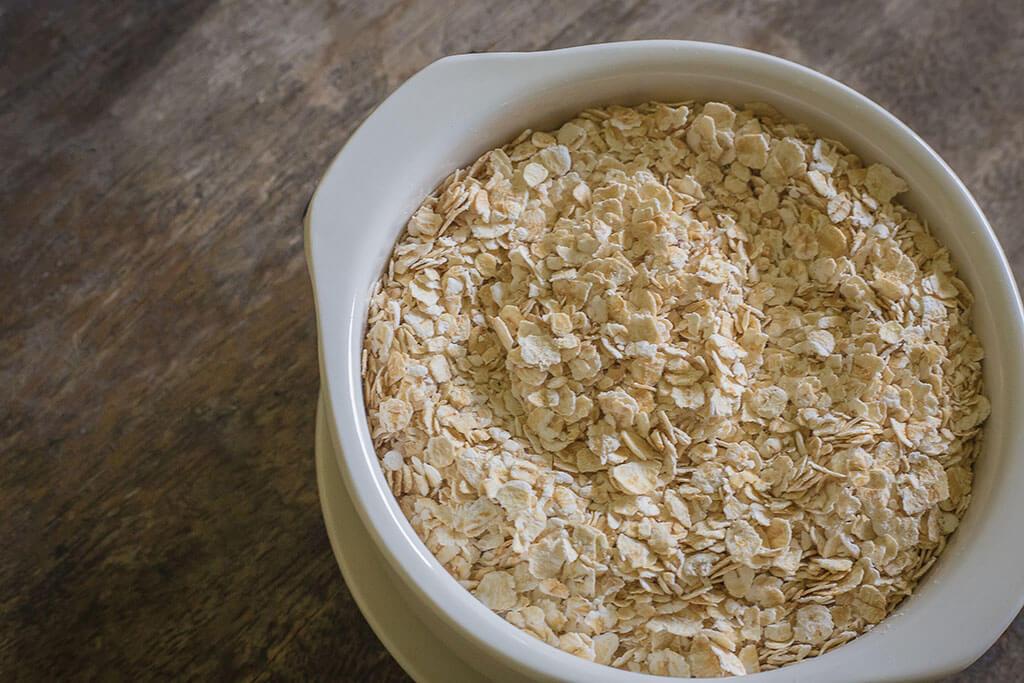 Is Oatmeal Good for Dogs? 7 Benefits According to a Veterinarian ...